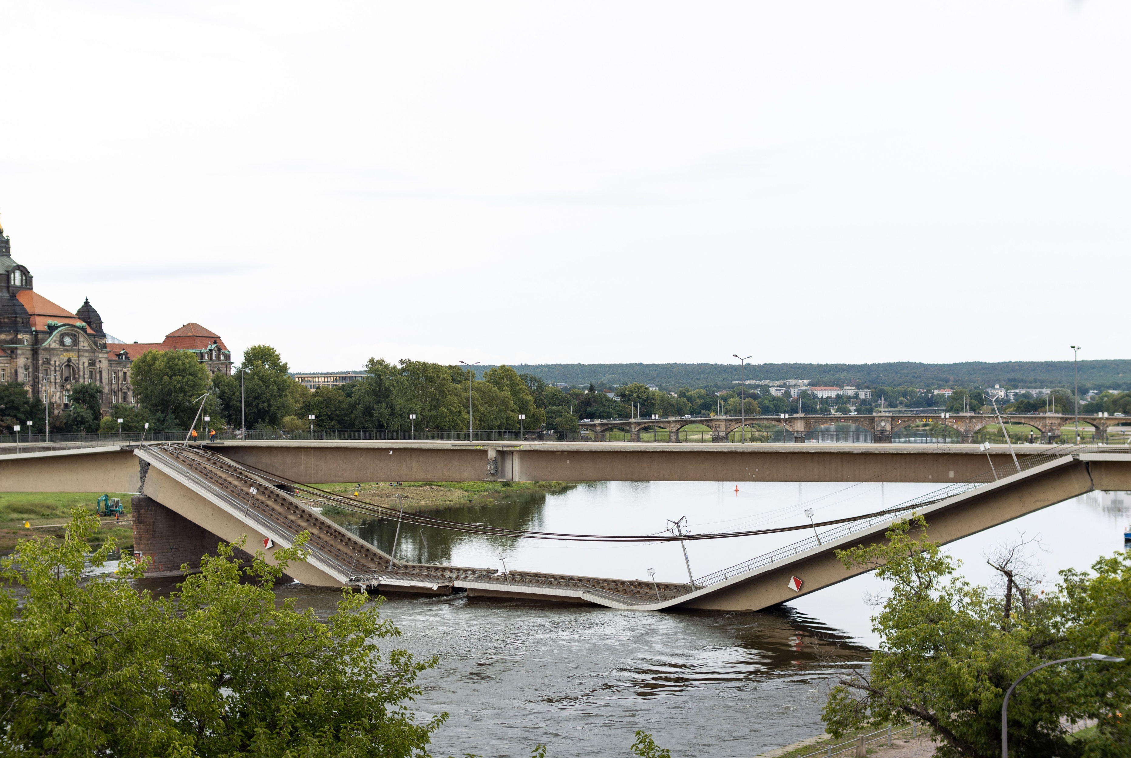 Carola Bridge and Others: How safe are German bridges?